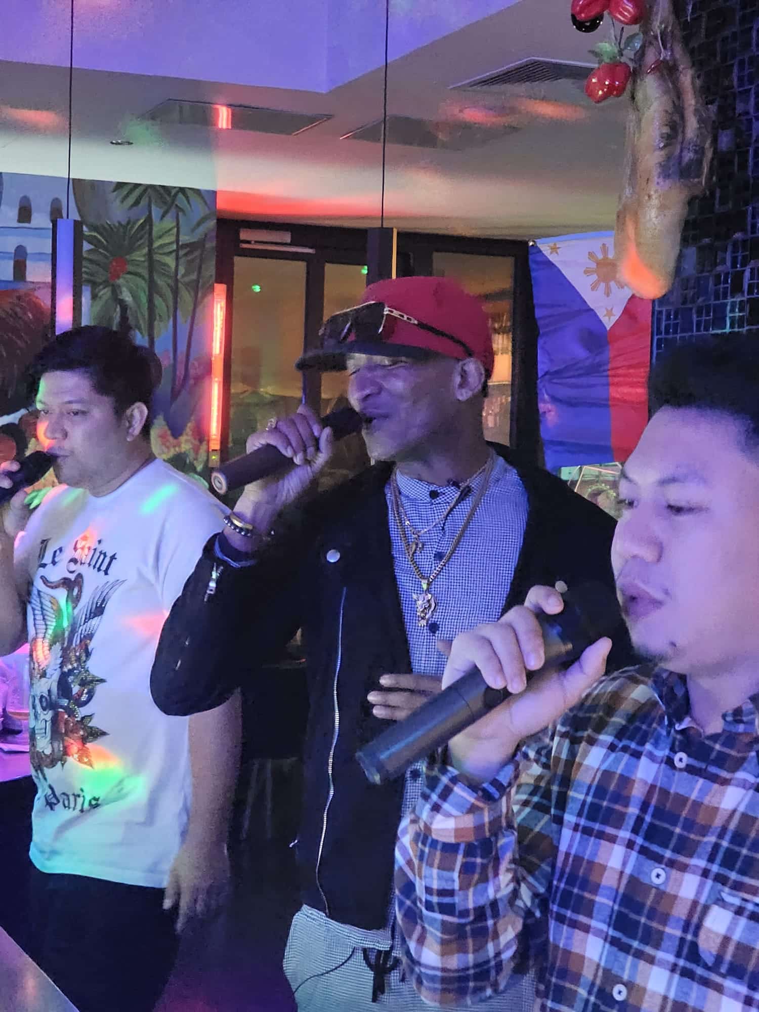 El Sol Filipino Restaurant & Karaoke Bar - PinoyDE.com